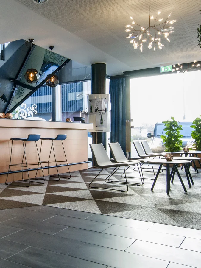 Bolon | Projects | More